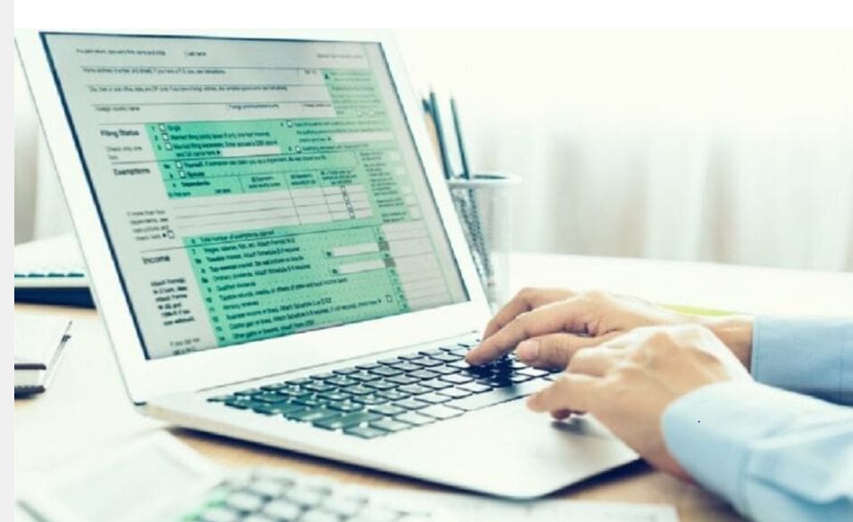 Φορολογικές δηλώσεις 2024: Τα 5 SOS που πρέπει να γνωρίζετε για να μην ...