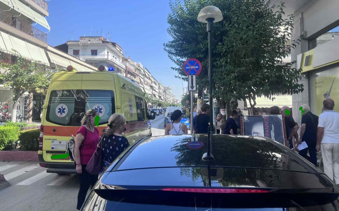 Πτολεμαΐδα: Άμεση κινητοποίηση για ηλικιωμένο που κατέρρευσε έξω από ...